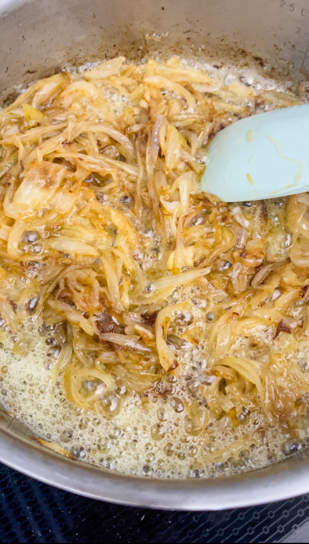 One Pot Mujadara (Middle Eastern Lentils and Rice)