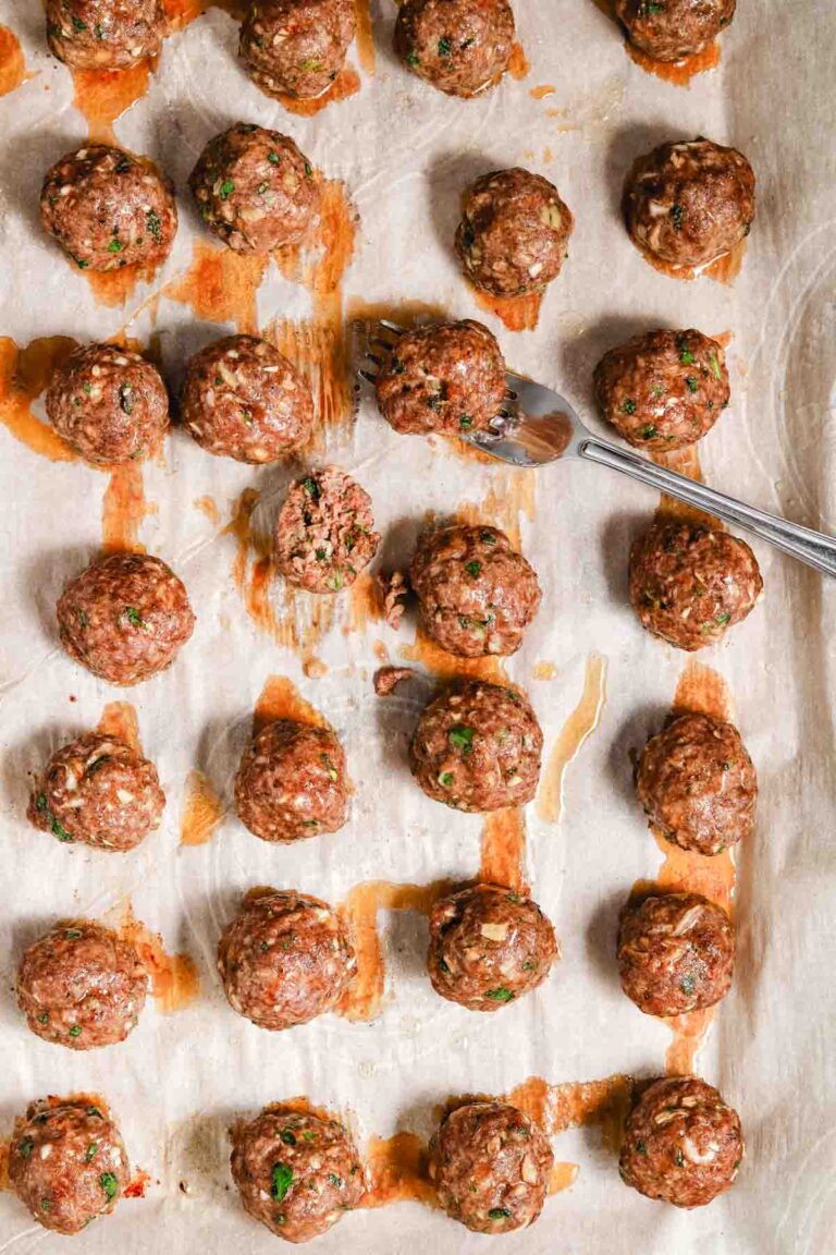 Juicy Baked Kofta Meatballs - Hungry Paprikas