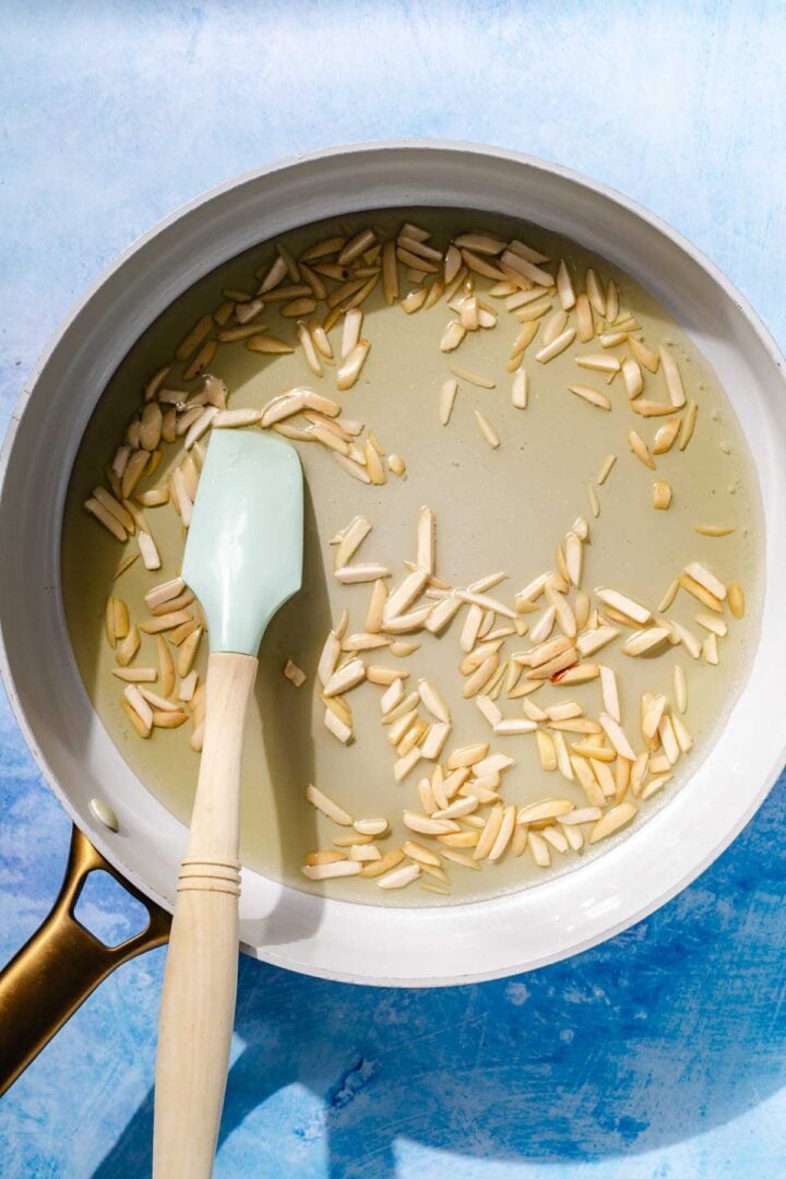 Sayadieh (Middle Eastern Fish And Rice) - Hungry Paprikas