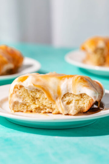 The Best Trileçe (Turkish Milk Cake) - Hungry Paprikas