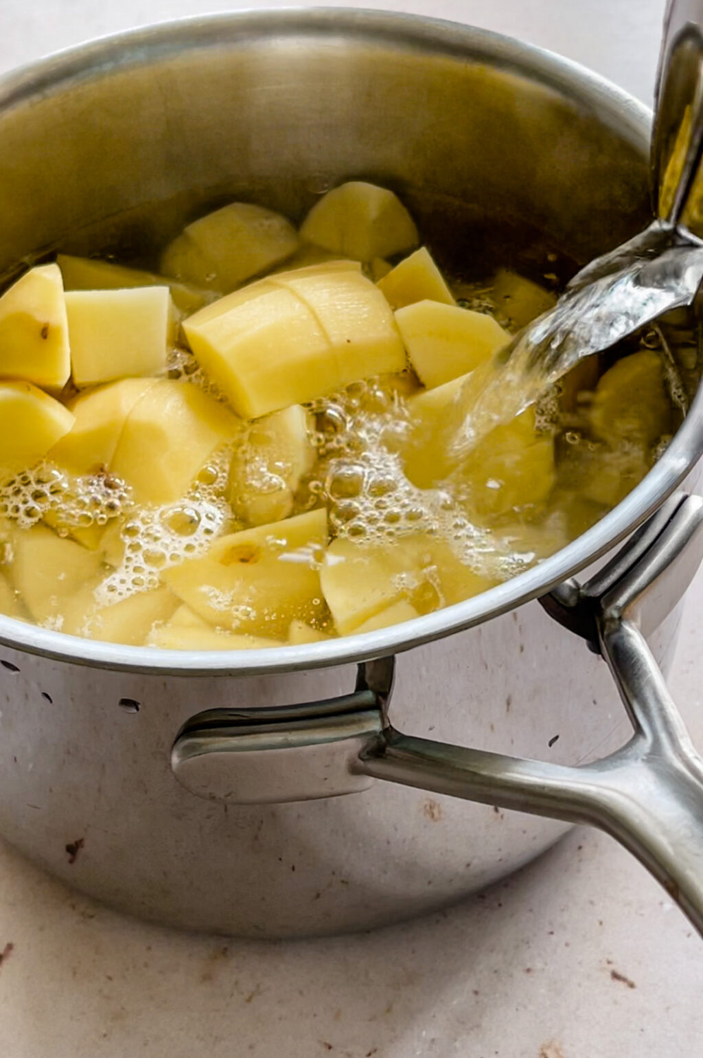 Crispy & Golden Batata Harra (Arabic Potatoes) - Hungry Paprikas