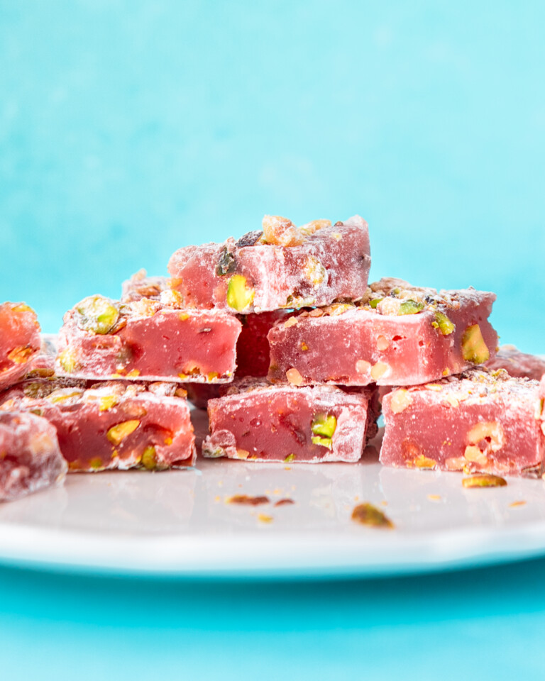 Homemade Turkish Delight (Optional Pistachios) - Hungry Paprikas
