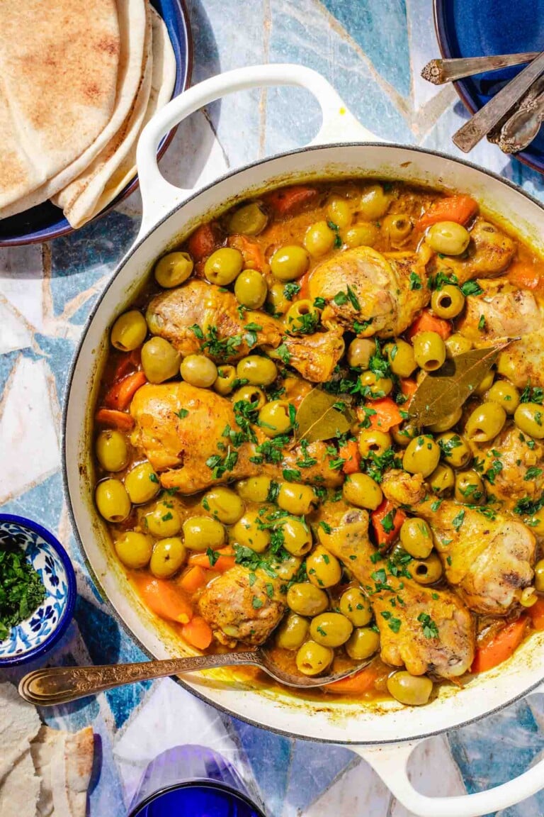 Tajine Zitoune (Chicken & Green Olives Stew) - Hungry Paprikas
