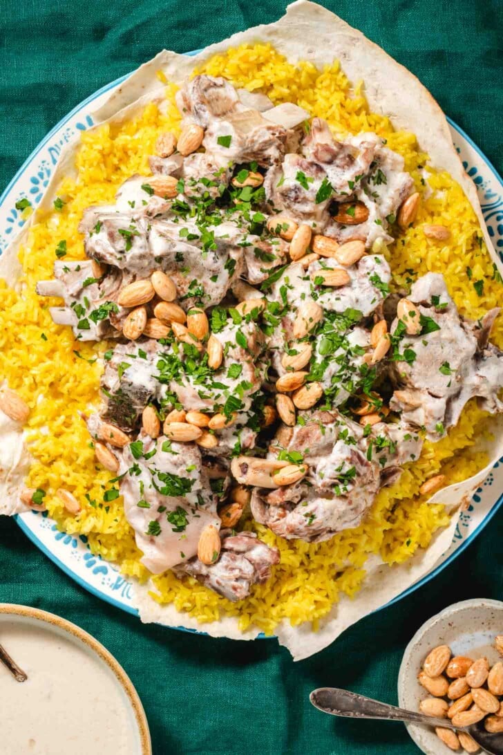 Jordanian Mansaf (Lamb with Jameed) - Hungry Paprikas