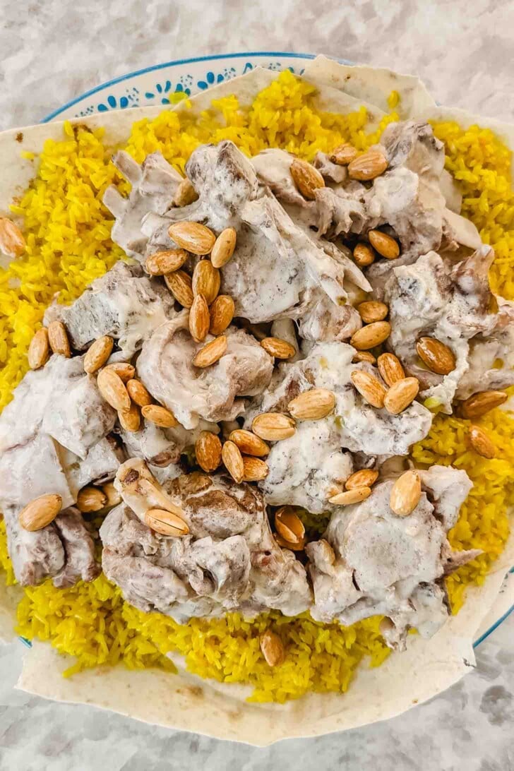 Jordanian Mansaf (Lamb with Jameed) - Hungry Paprikas