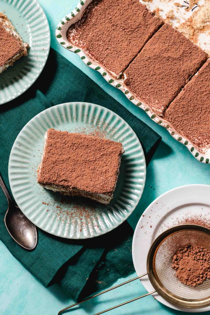 4-Ingredient Nescafe Cake (No-Bake!) - Hungry Paprikas