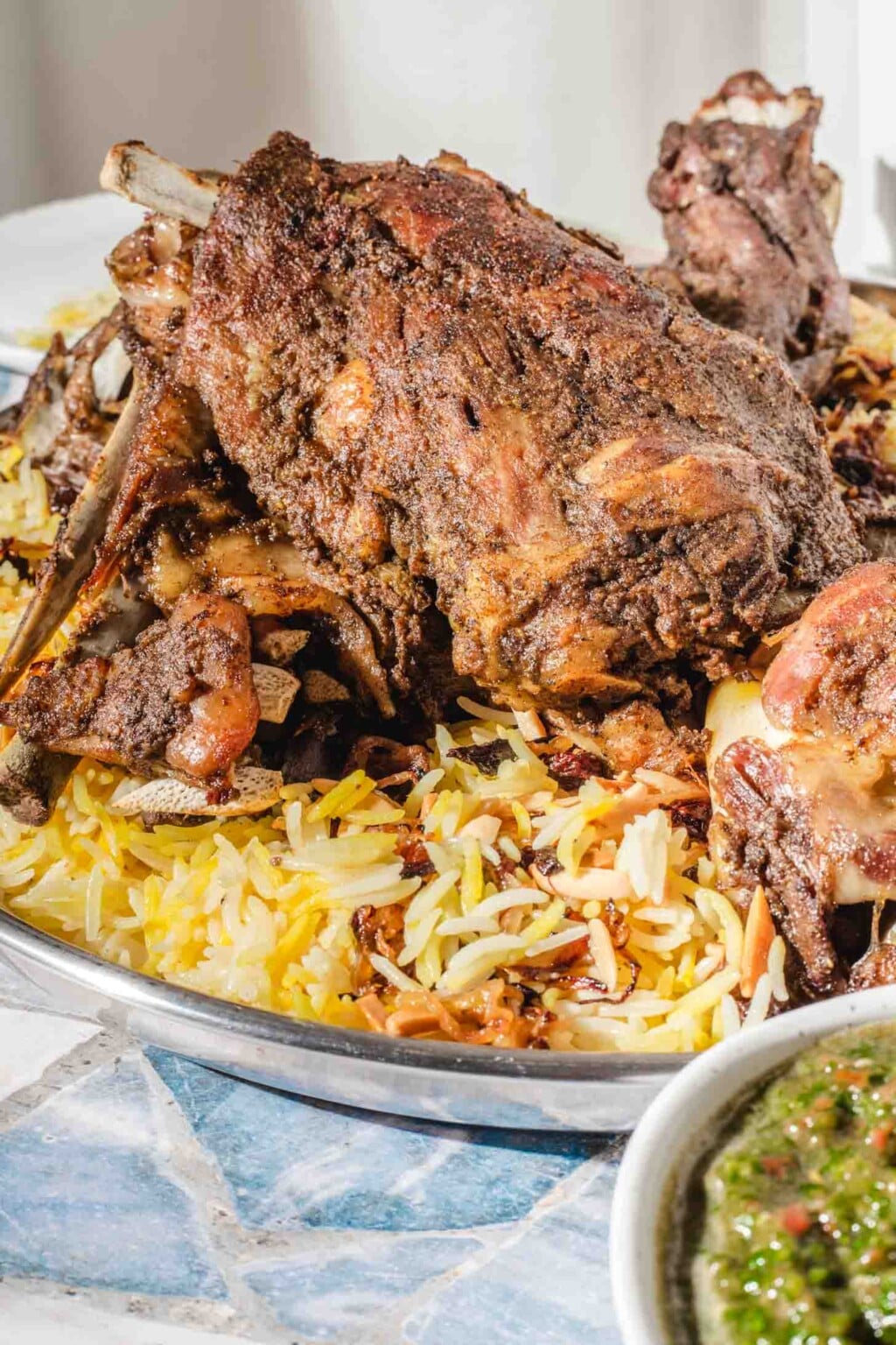 Fall Apart Lamb Mandi (Yemeni Lamb And Rice) - Hungry Paprikas